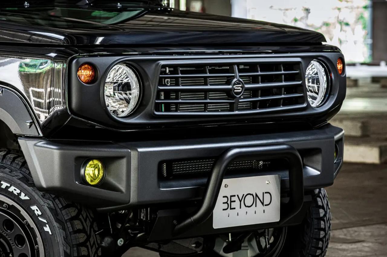 BEYOND JAPAN、スパルタンなジムニーカスタム『CODE03』を紹介 - Webモーターマガジン