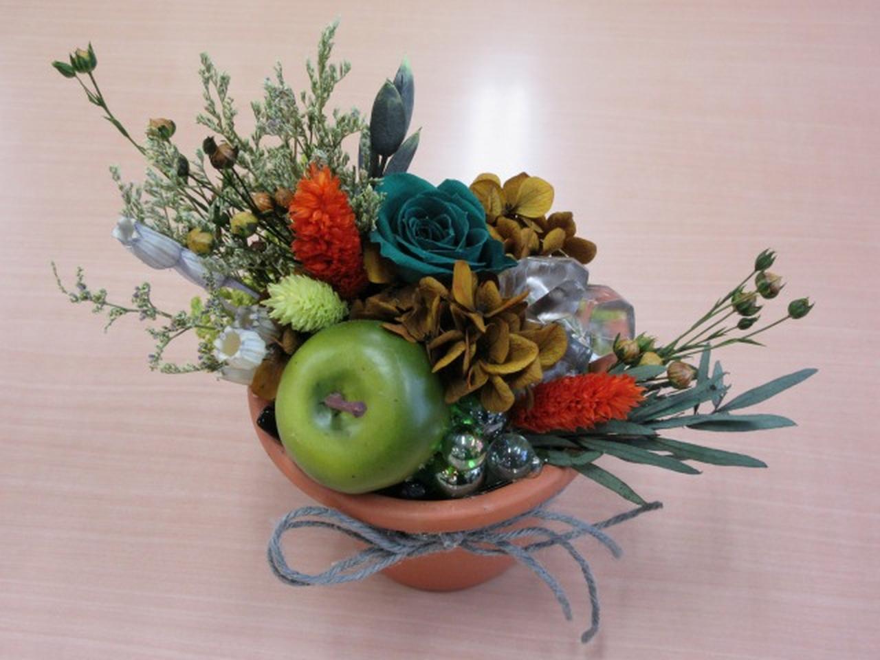 プリザーブドフラワーアレンジメントを楽しみました。 - クラブログ ～スタッフブログ～｜クラブツーリズム