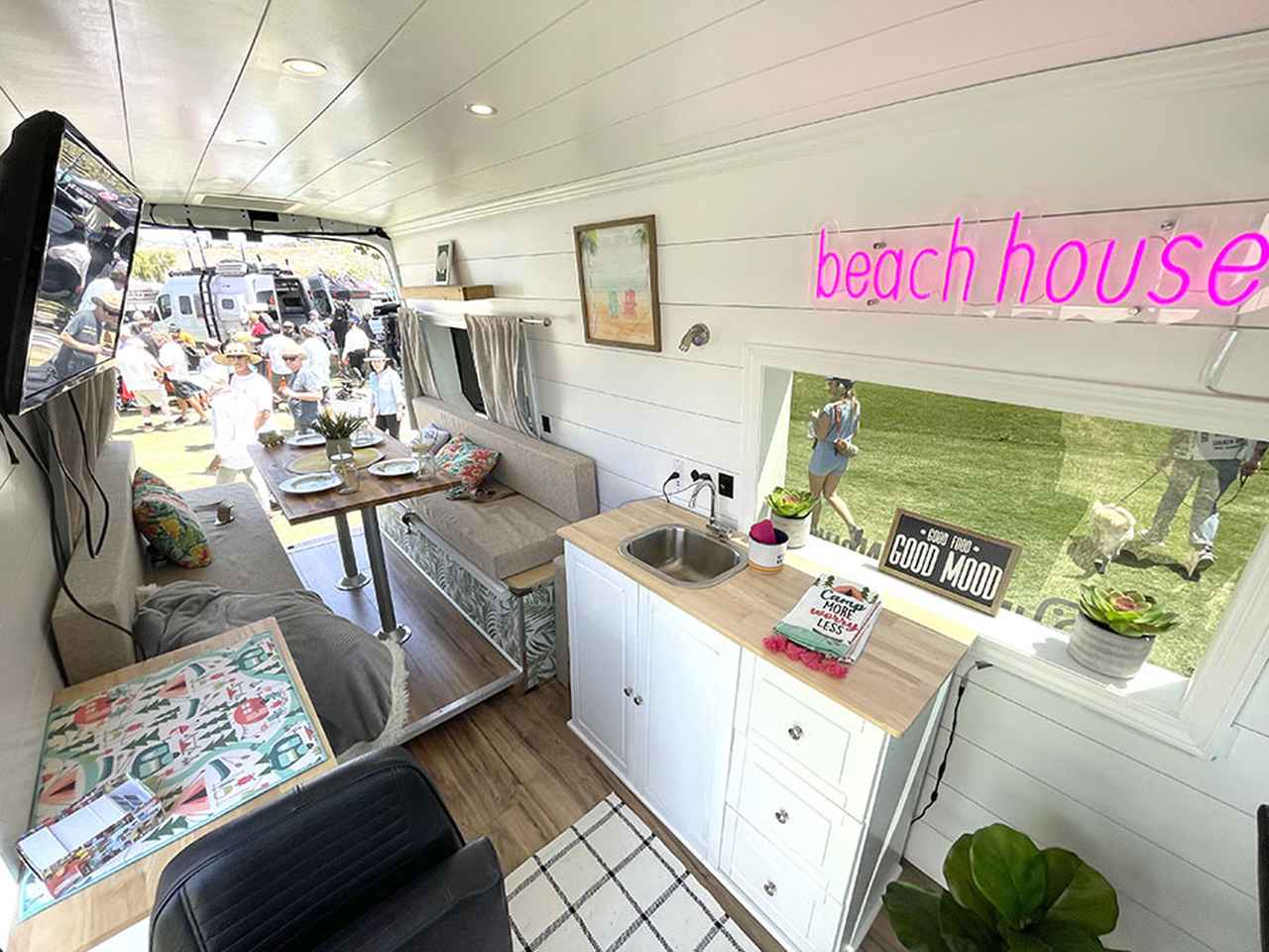 本場アメリカのバンライフイベントを取材！ USキャンパースタイルはいま何が流行ってる？① (1/2) - SOTOBIRA