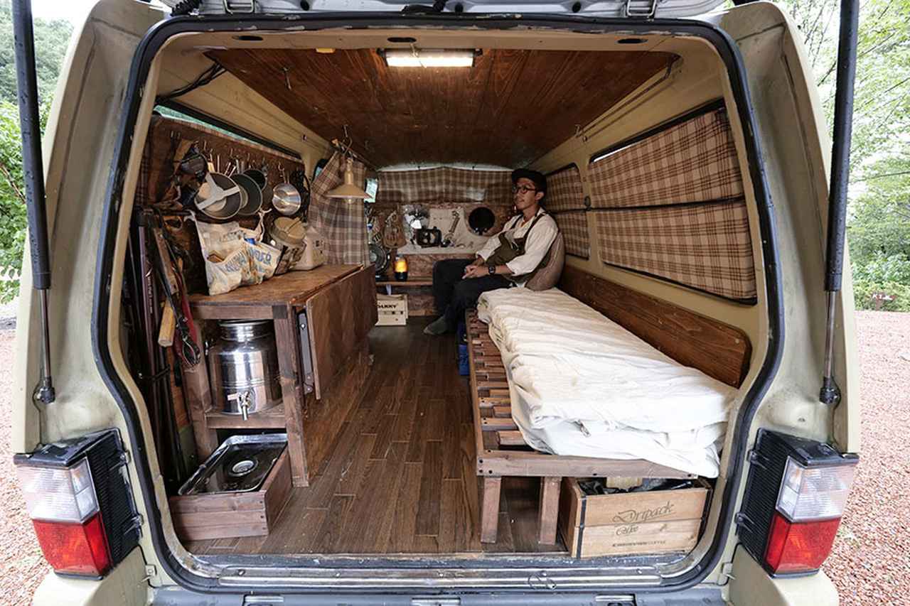 バンライフ車のDIYで「生き方」が変わった車中泊の達人に聞く、車中泊の快適就寝術 (1/2) - SOTOBIRA