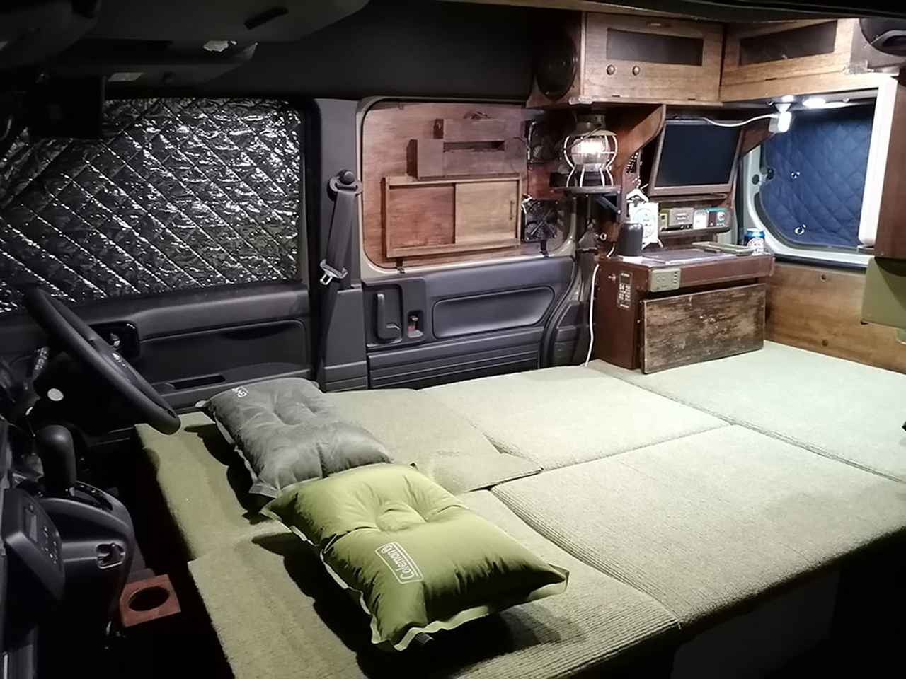軽バンで車中泊するための快眠テクニック！ オーナー10人に聞いたコツと愛用グッズを伝授！ - SOTOBIRA