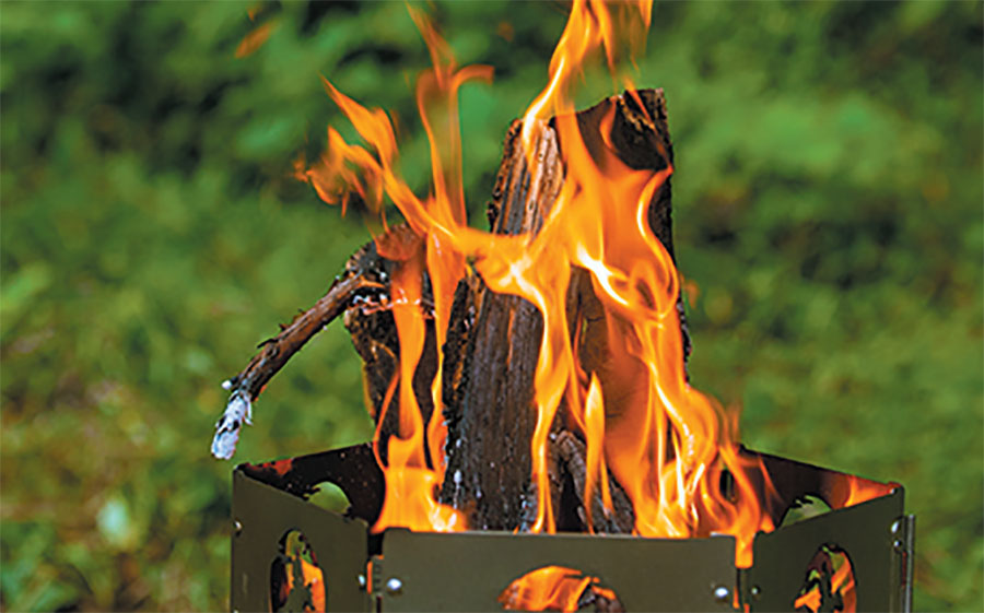 【キャンプ豆知識】焚き火に必要な温度は？ なぜ燃える？ - SOTOBIRA