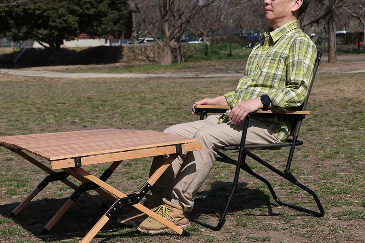 キャンプのローチェア、実はツライ…という人に朗報！テントファクトリーの“ミドルハイスタイル”が快適すぎた！ - SOTOBIRA