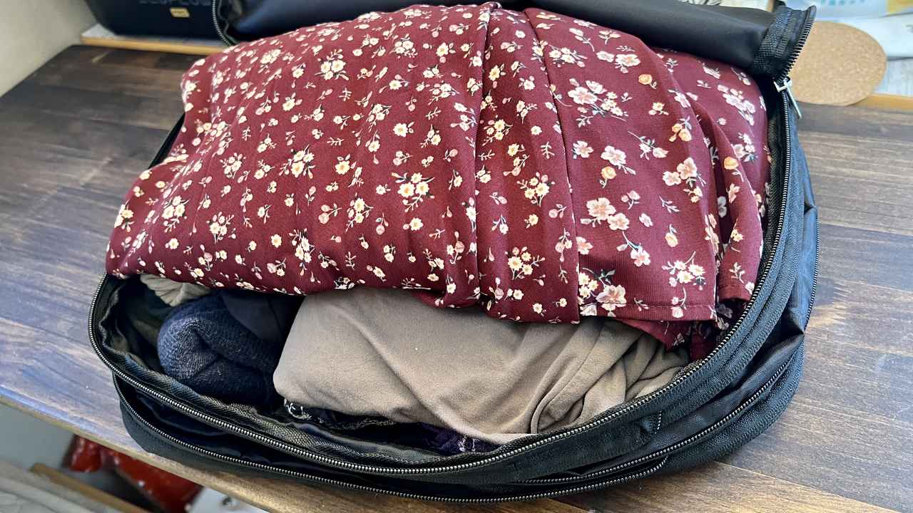 ダイソーで車中泊の「ちょいイラ」を解決！100均グッズおすすめ6選【車中泊の快適アイデア】 - SOTOBIRA