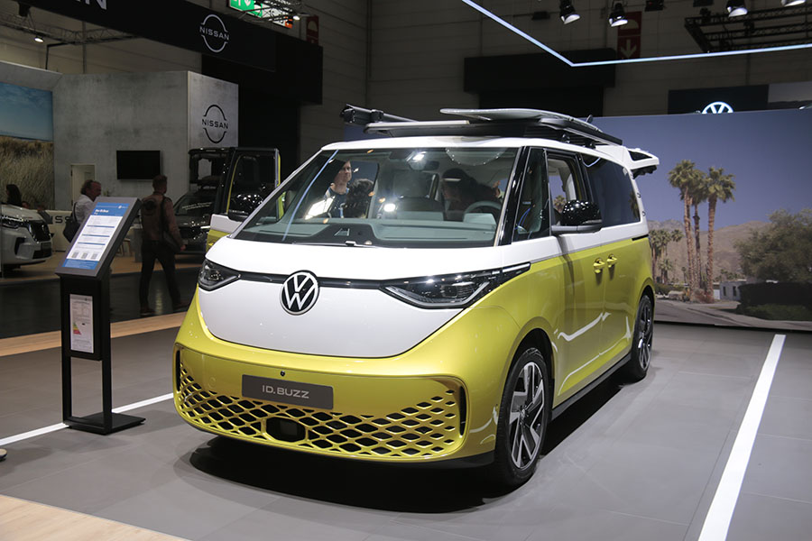 世界最大！ドイツのキャンピングカーショーへ行ってきた！「キャラバンサロン」で注目モデルをチェック！ (1/2) - SOTOBIRA