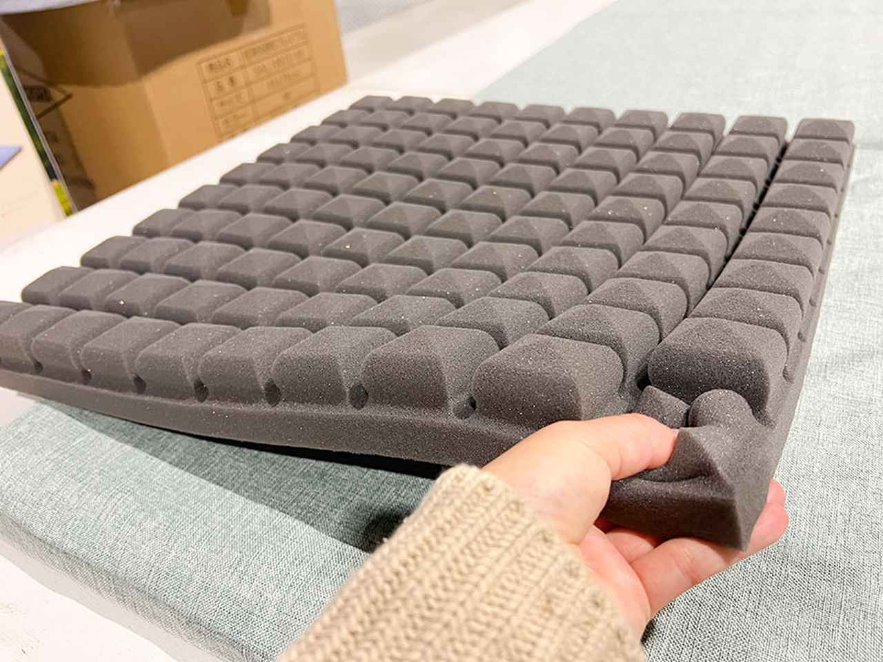 見たら絶対欲しくなる!? 車中泊が楽しくなるアイテム7選 アウトドアの祭典フィールドスタイルで発見！ (1/2) - SOTOBIRA