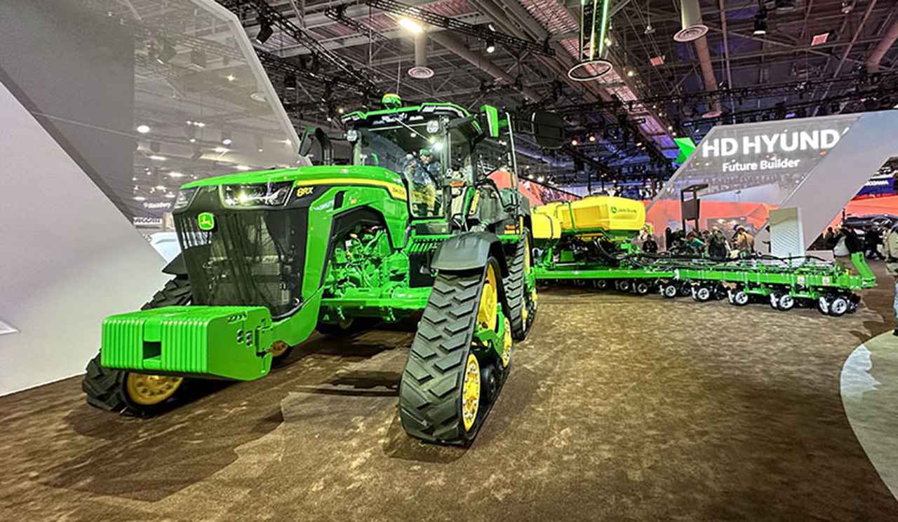 CES 2024レポート③ 働くクルマもハイテク進化中！ ベトナム発のEVメーカーも注目 - SOTOBIRA