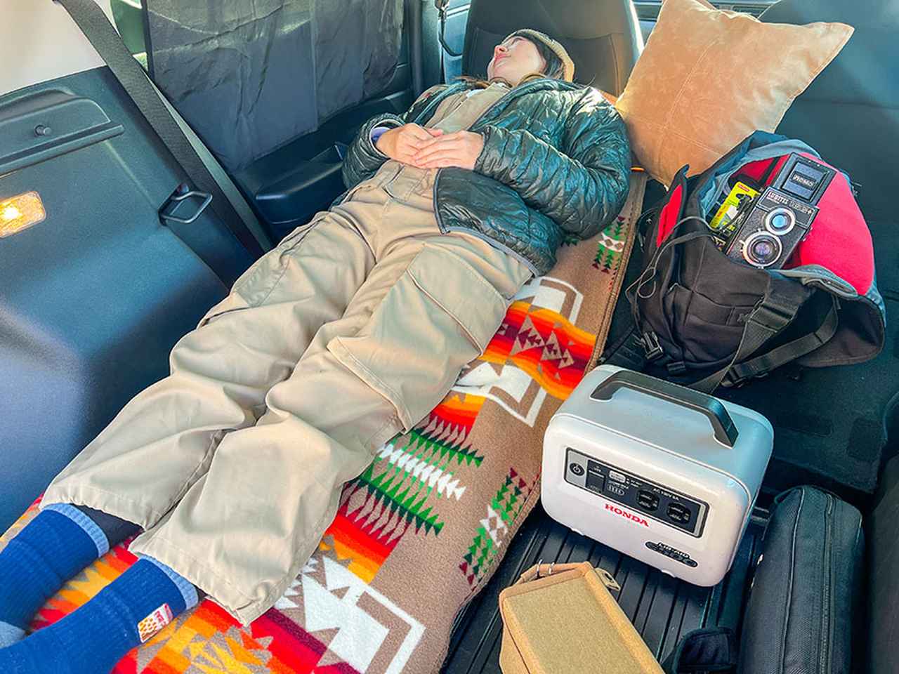 ホンダ・WR-Vで車中泊はできる？販売好調のコンパクトSUVを車中泊仕様にアレンジした結果…… - SOTOBIRA