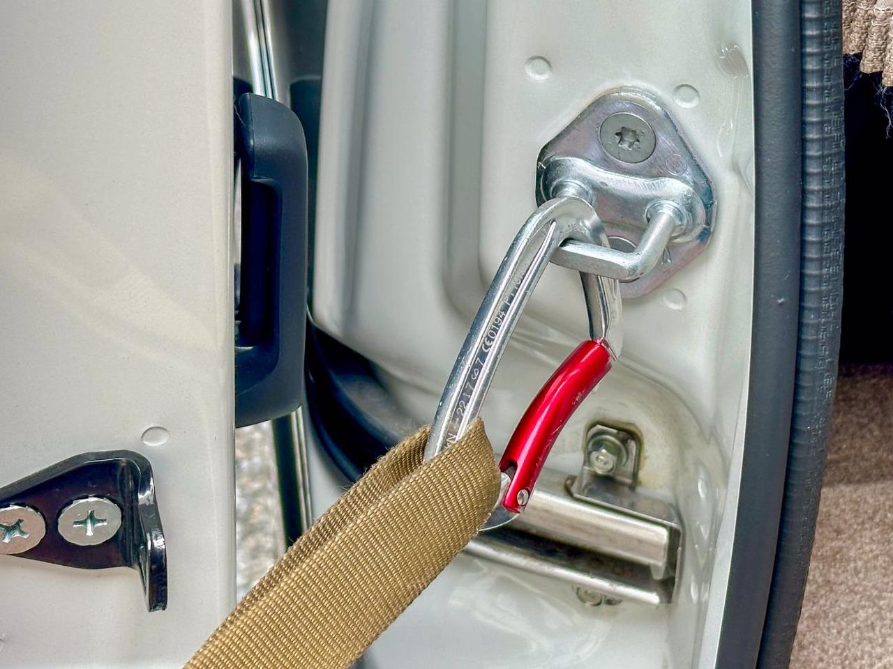 ひとり＋1匹で車中泊旅！キャンピングカーで“ワンピングライフ”始めました！① - SOTOBIRA