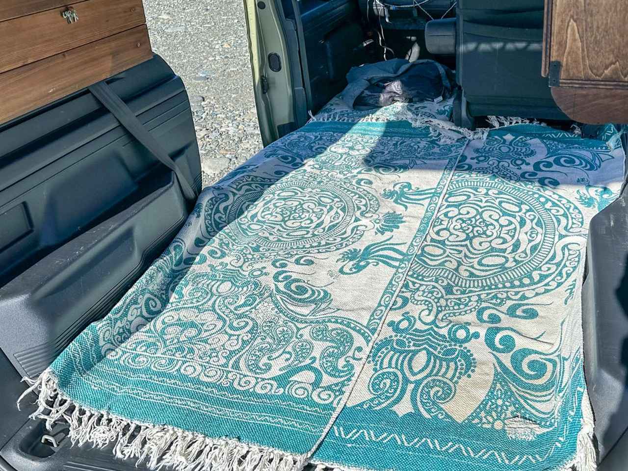 【車中泊DIY】年間300日過ごせるN-VANの作り方① DIY初心者必見の裏技公開！ - SOTOBIRA