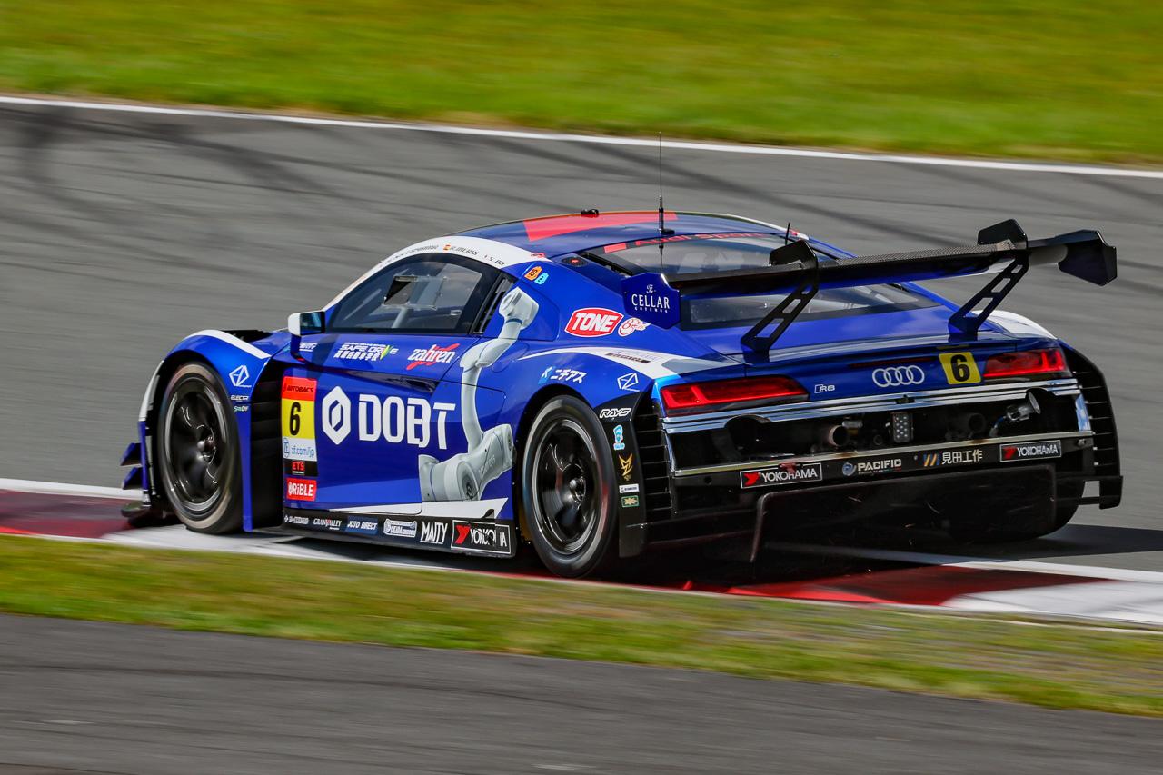 【SUPER GT Rd.4 Fuji】DOBOT Audi R8 LMSが念願の初表彰台獲得！ - 8speednet VW、Audi、Porscheがもっと楽しくなる自動車情報サイト