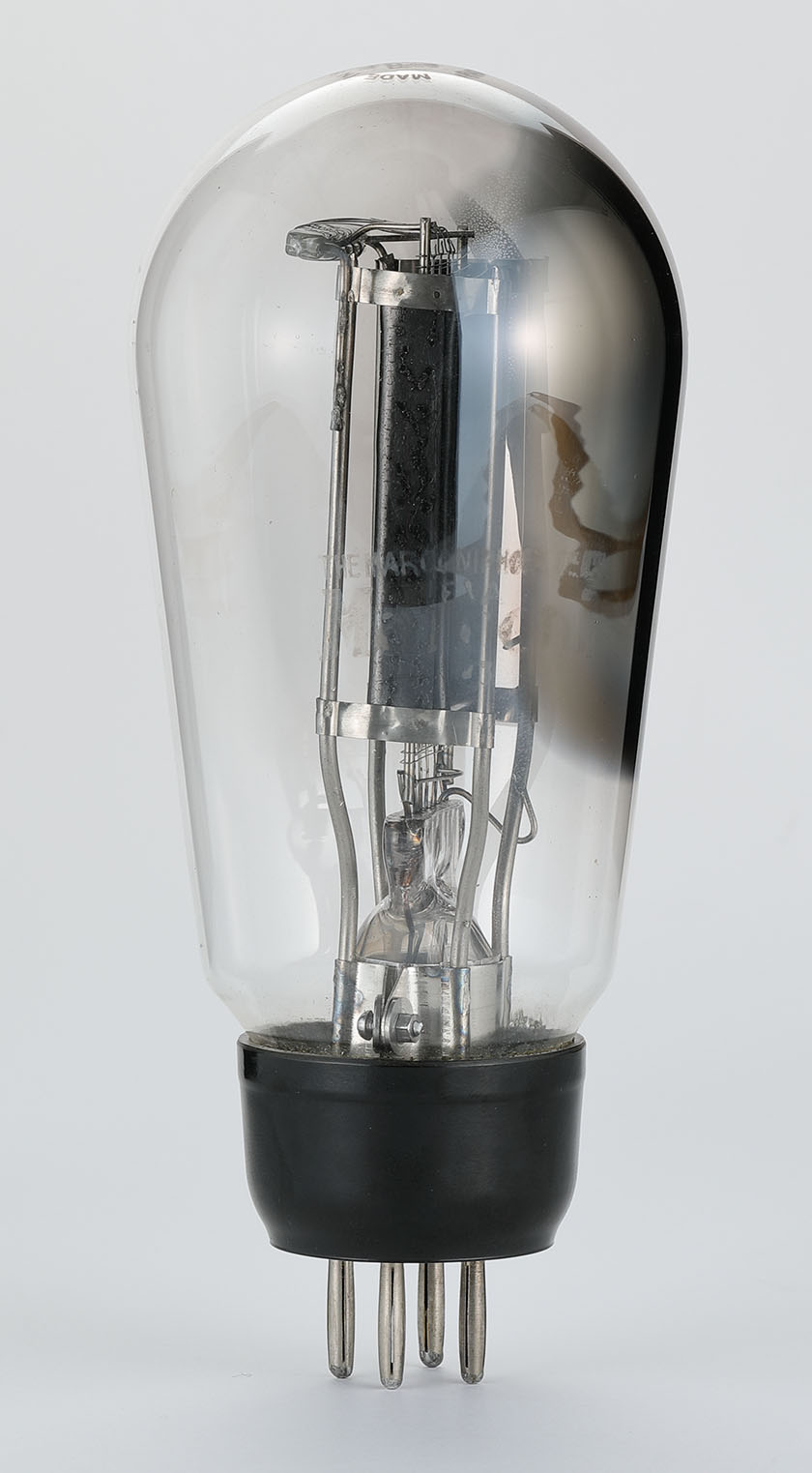 マルコーニPX25を挿した試聴では高密度で引き締まった音像を描き出す。カトレア「the ヨーロッパ Ⅳ」 - Stereo Sound ONLINE