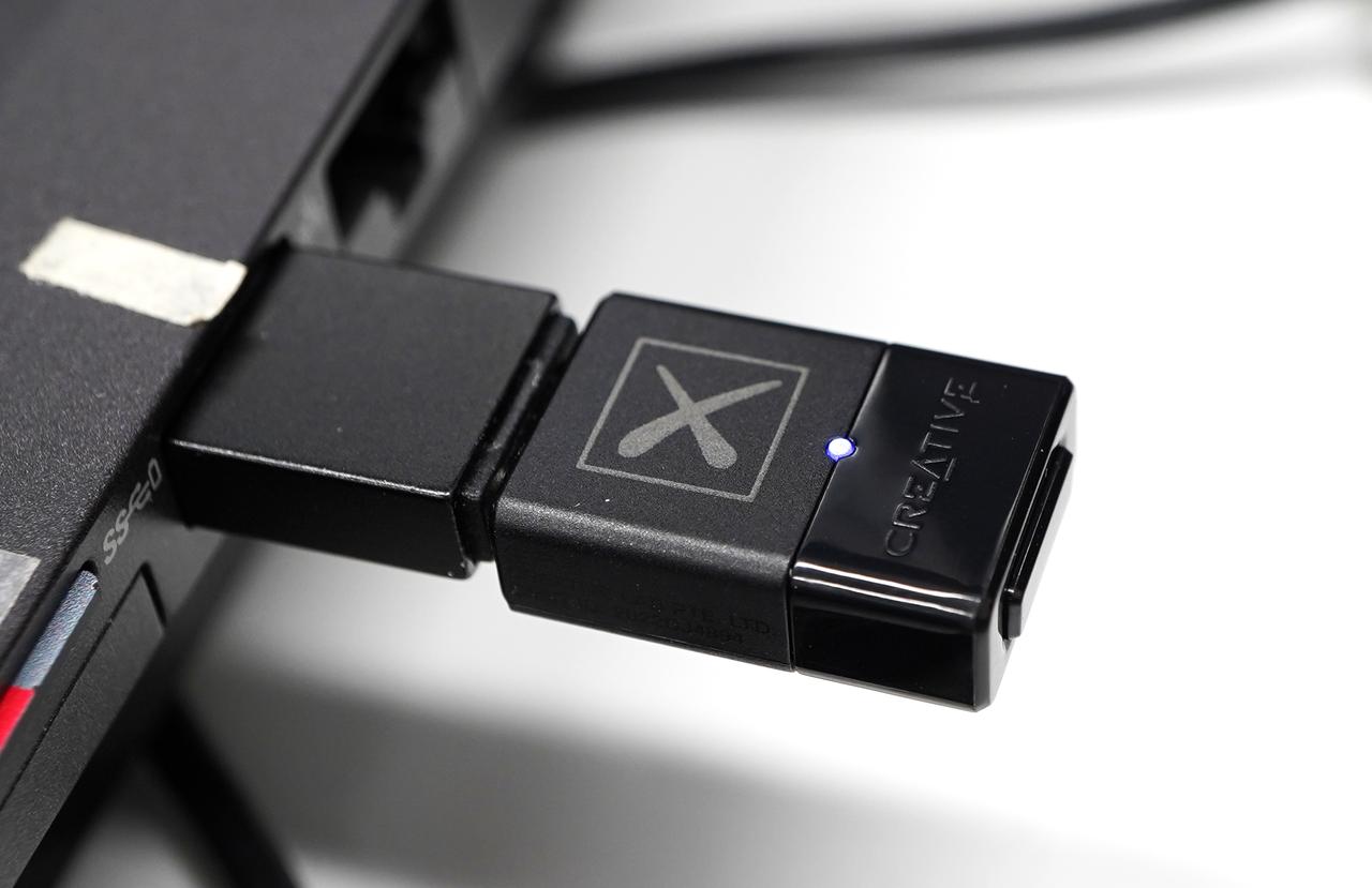 aptX Adaptiveコーデックによる高音質伝送が楽しめる、Bluetoothオーディオトランスミッター「Creative BT-W4 ...