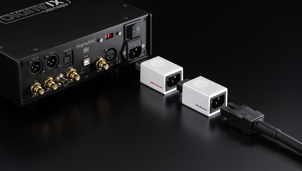 電源に起因するハムノイズ等を解消してくれる、iFi audioの注目アクセサリーが2モデル発売。機器につなぐだけで、アースループ、交流における ...