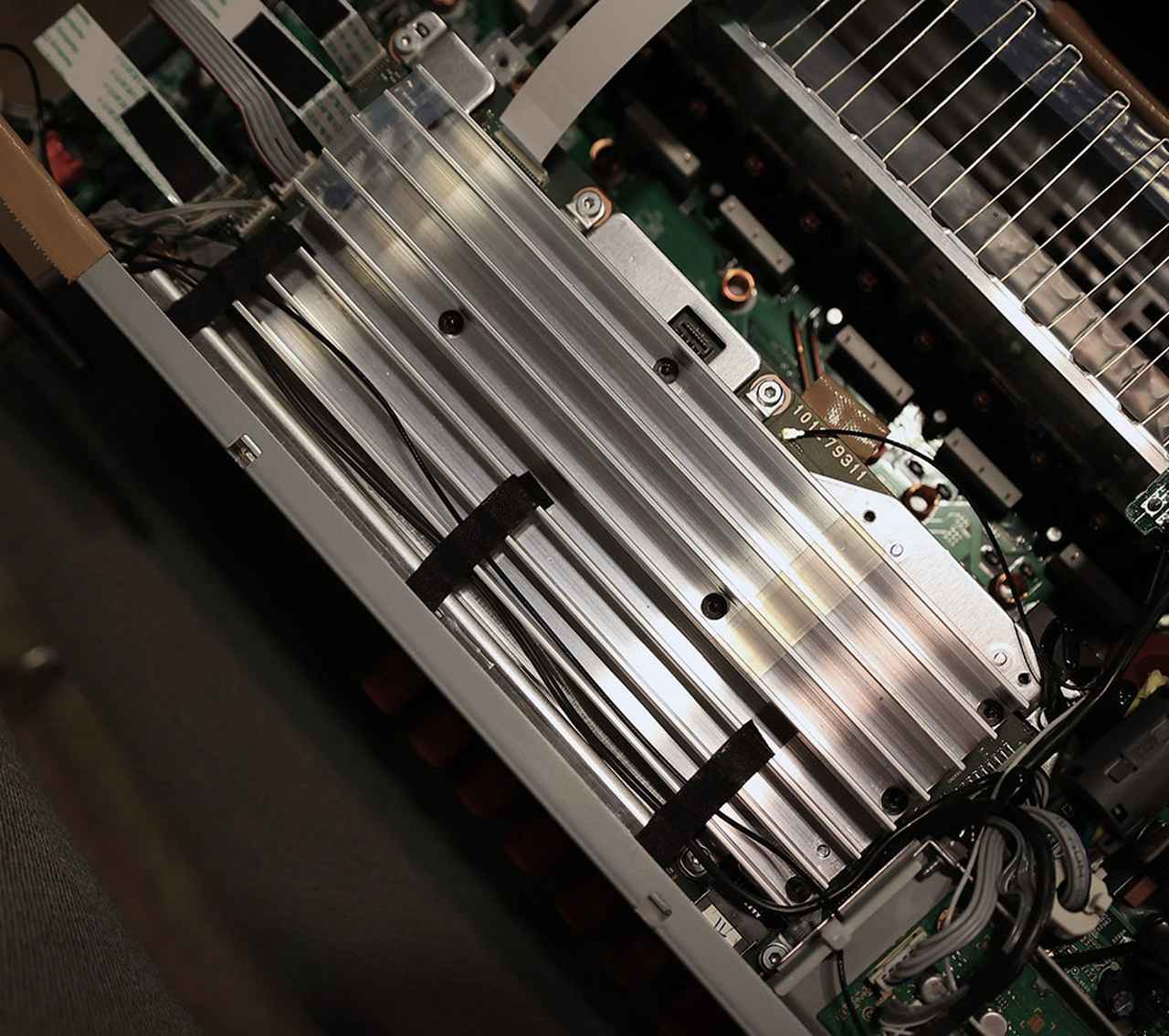 ソニーから待望のAVアンプ「STR-AN1000」が登場。独自の立体音響技術「360 Spatial Sound Mapping」を搭載し ...