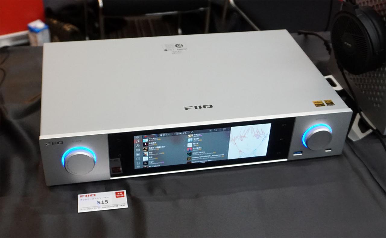 【秋のヘッドフォン祭2024リポート】レコードプレーヤーからお手軽価格のDAPまで！ FIIOの様々なポータブル機器が揃うエミライブース - Stereo Sound ONLINE