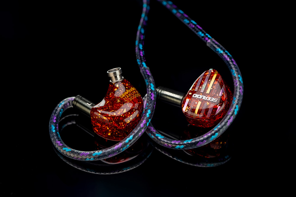 See Audioから新作ユニバーサルIEM「HAKUYA JP」「Strawberryπ」が受注生産で登場 - Stereo Sound ...