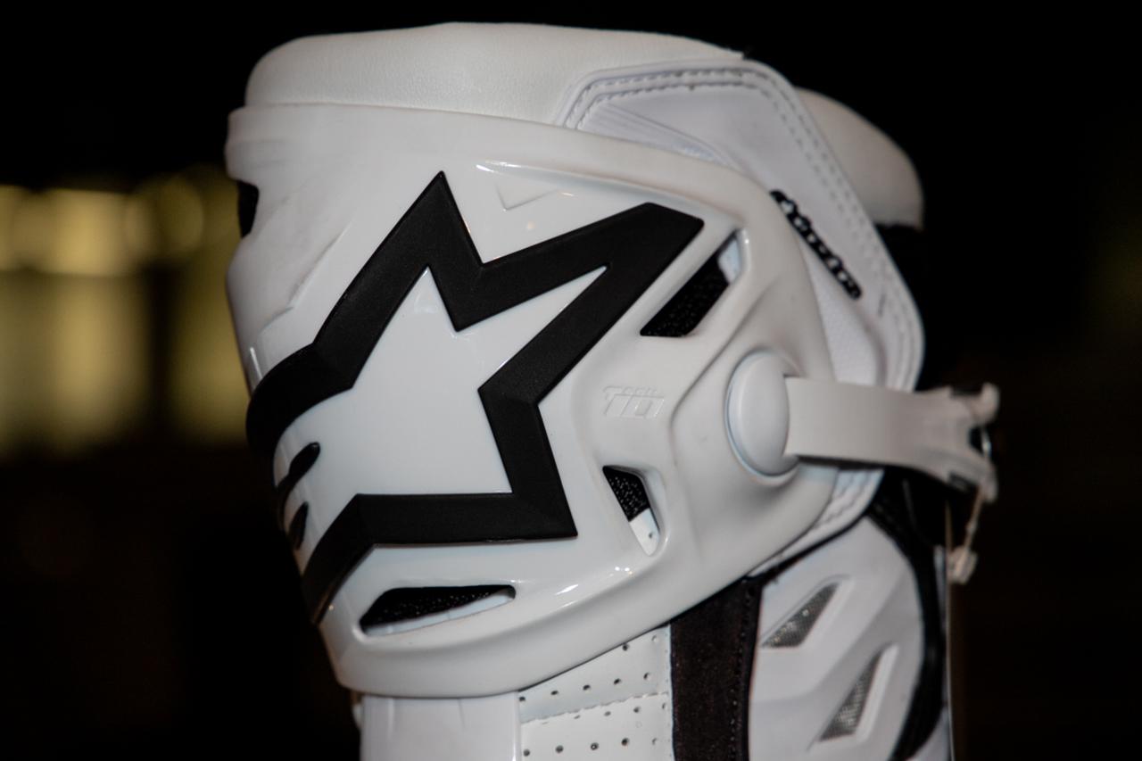 この夏、最高峰のMXブーツが進化するー TECH10 スーパーベンテッド - Off1.jp（オフワン・ドット・ジェイピー）