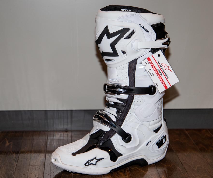 この夏、最高峰のMXブーツが進化するー TECH10 スーパーベンテッド - Off1.jp（オフワン・ドット・ジェイピー）