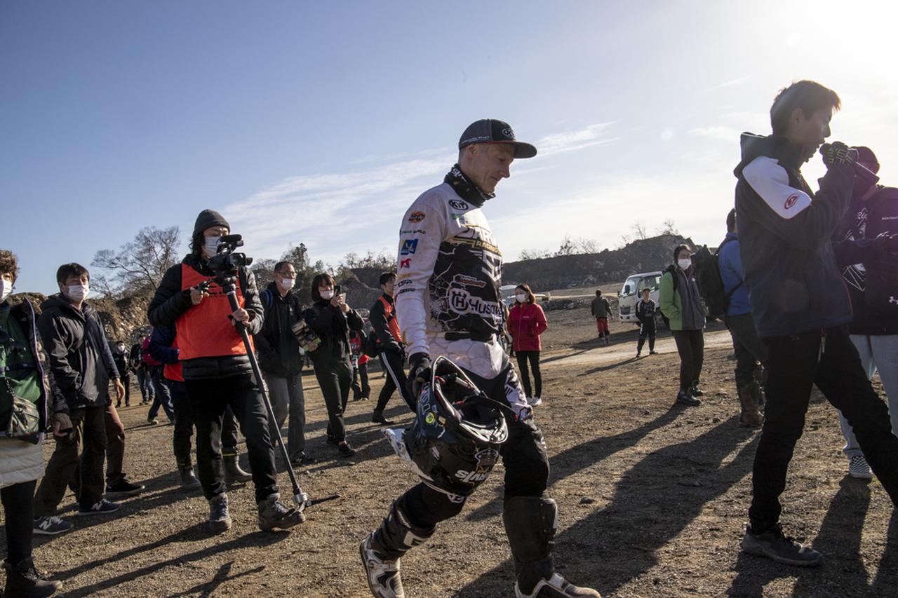 ジャービス来日は「ハードエンデューロの未来に必要な布石」CROSS MISSION World Ride IN KEGONBERG 2022 - Off1.jp（オフワン・ドット・ジェイピー）