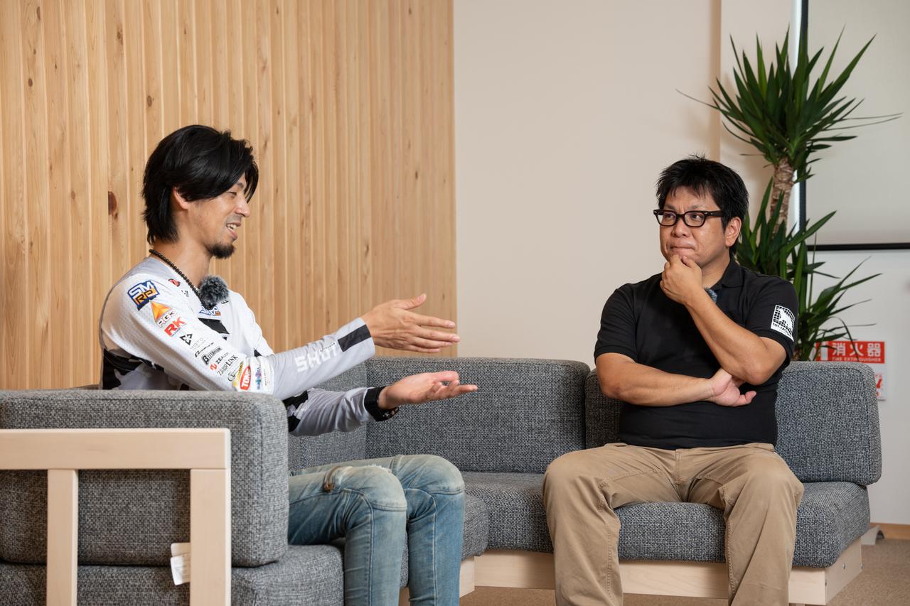 藤原慎也の乗るFIATデュカトってどんなクルマ!? ライダー×インポーター対談 - Off1.jp（オフワン・ドット・ジェイピー）