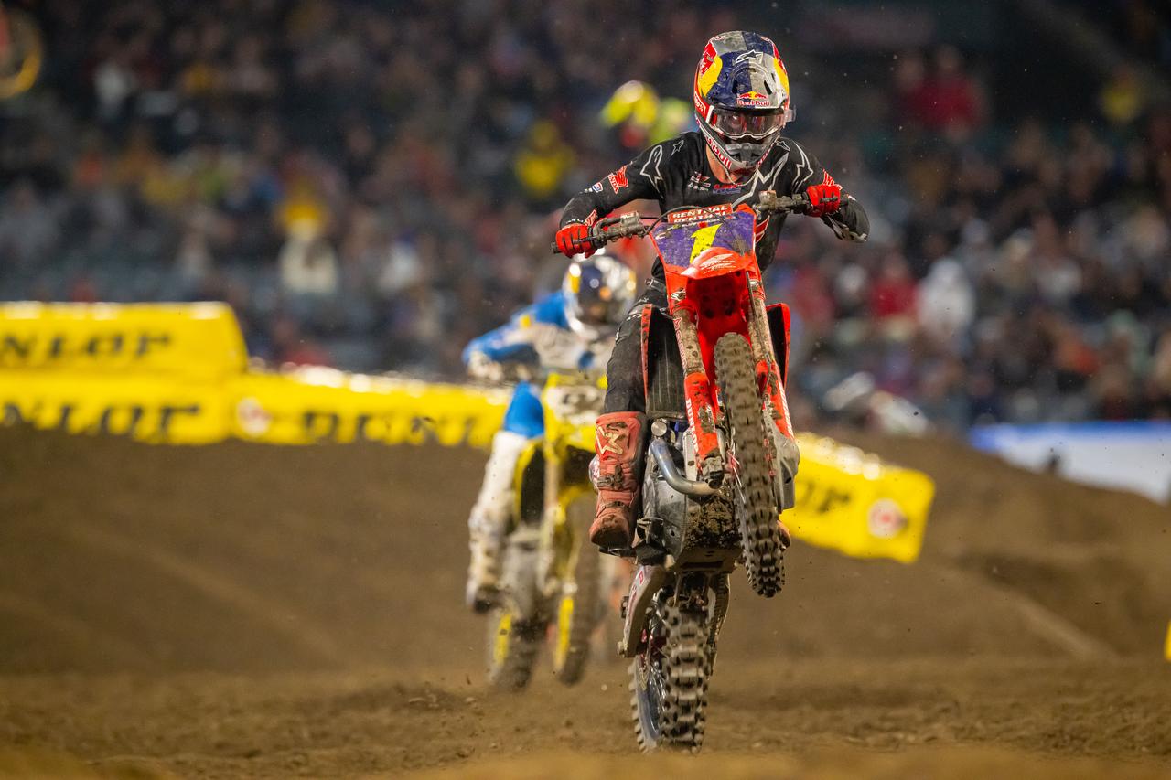 下田丈、怪我を負いながら追い上げのレースで6位ゴール。2025AMA SX第3戦アナハイム2 - Off1.jp（オフワン・ドット・ジェイピー）