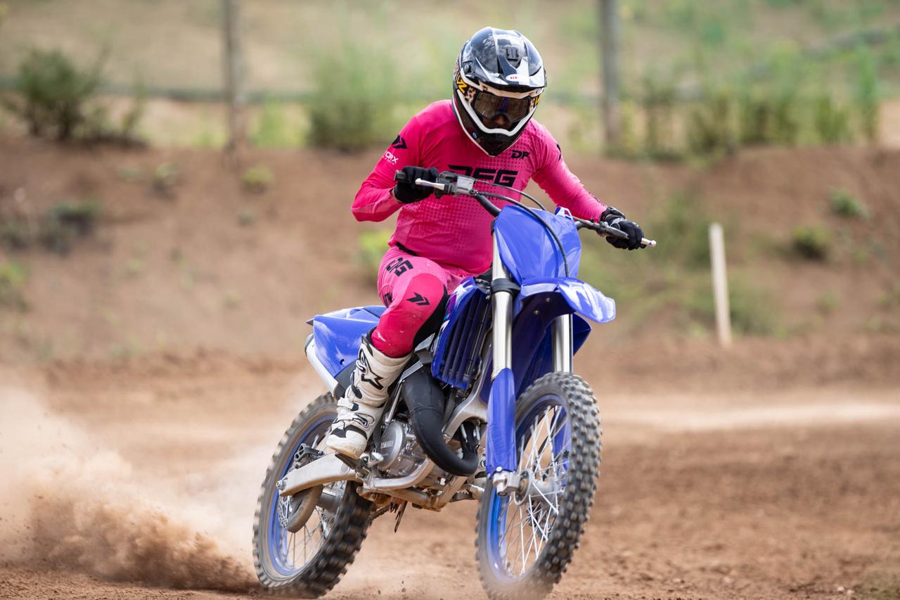 2026 YZ125 インプレッション「難しいからこそライダーを育てる“ヤマハの宝”」 - Off1.jp（オフワン・ドット・ジェイピー）