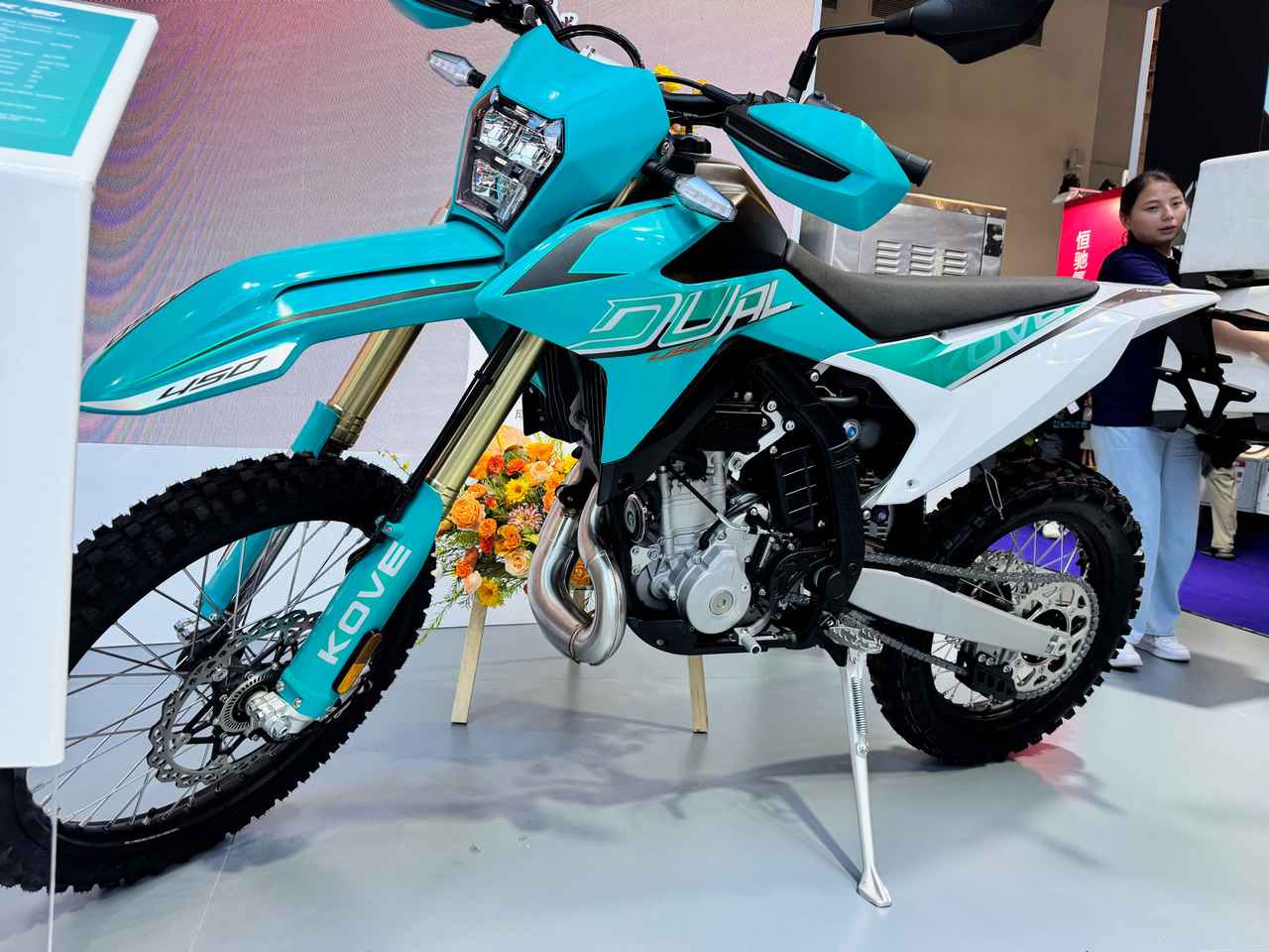 KOVE MX450 DUAL SPORT 世界初公開。軽量120kgにEURO5+で国内導入予定 - Off1.jp（オフワン・ドット・ジェイピー）