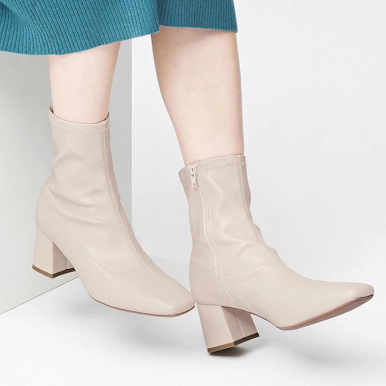 や、安すぎるって！！【GU】高見えなのに全部3,000円以下！？「ショートブーツ」 - 【ftn】