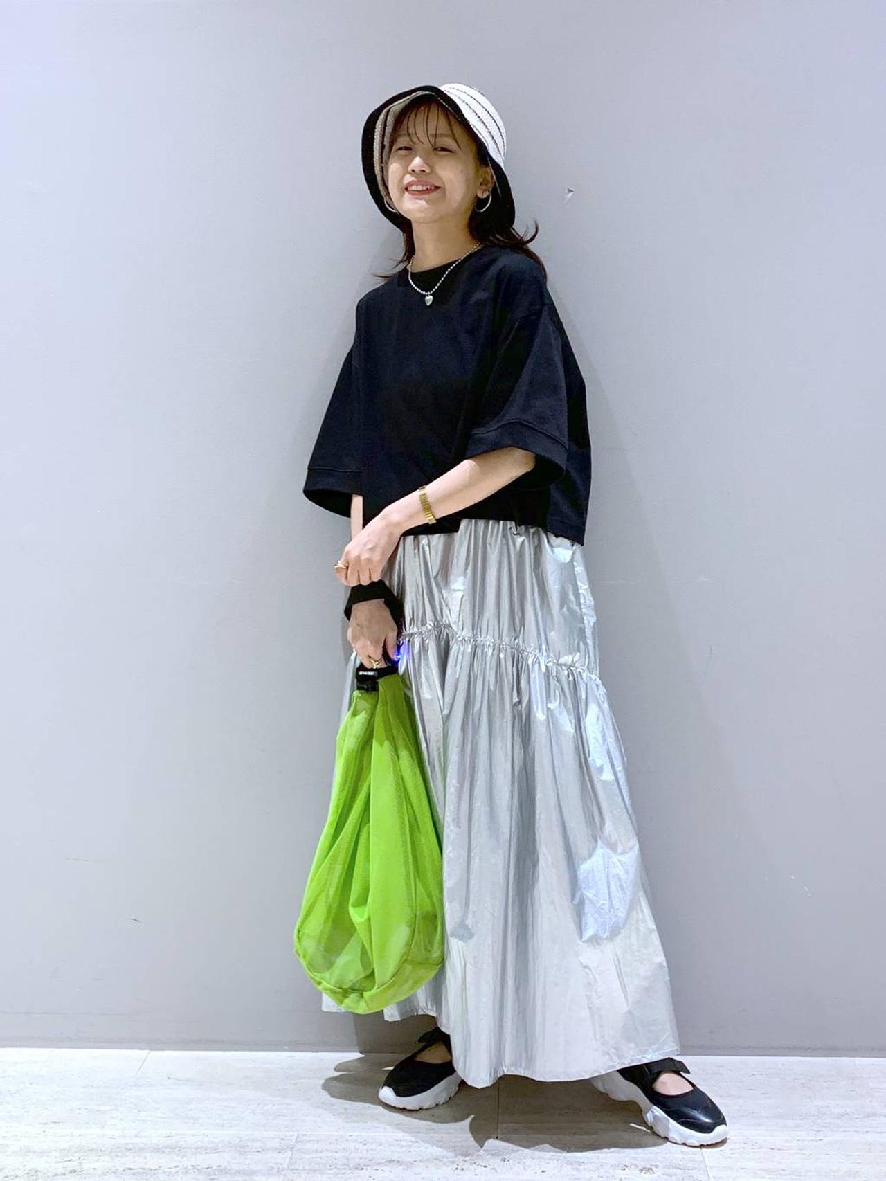 セールで半額だって！？【LEPSIM】完売前にゲットしたい♡「即戦力スカート」 (1/2) - 【ftn】