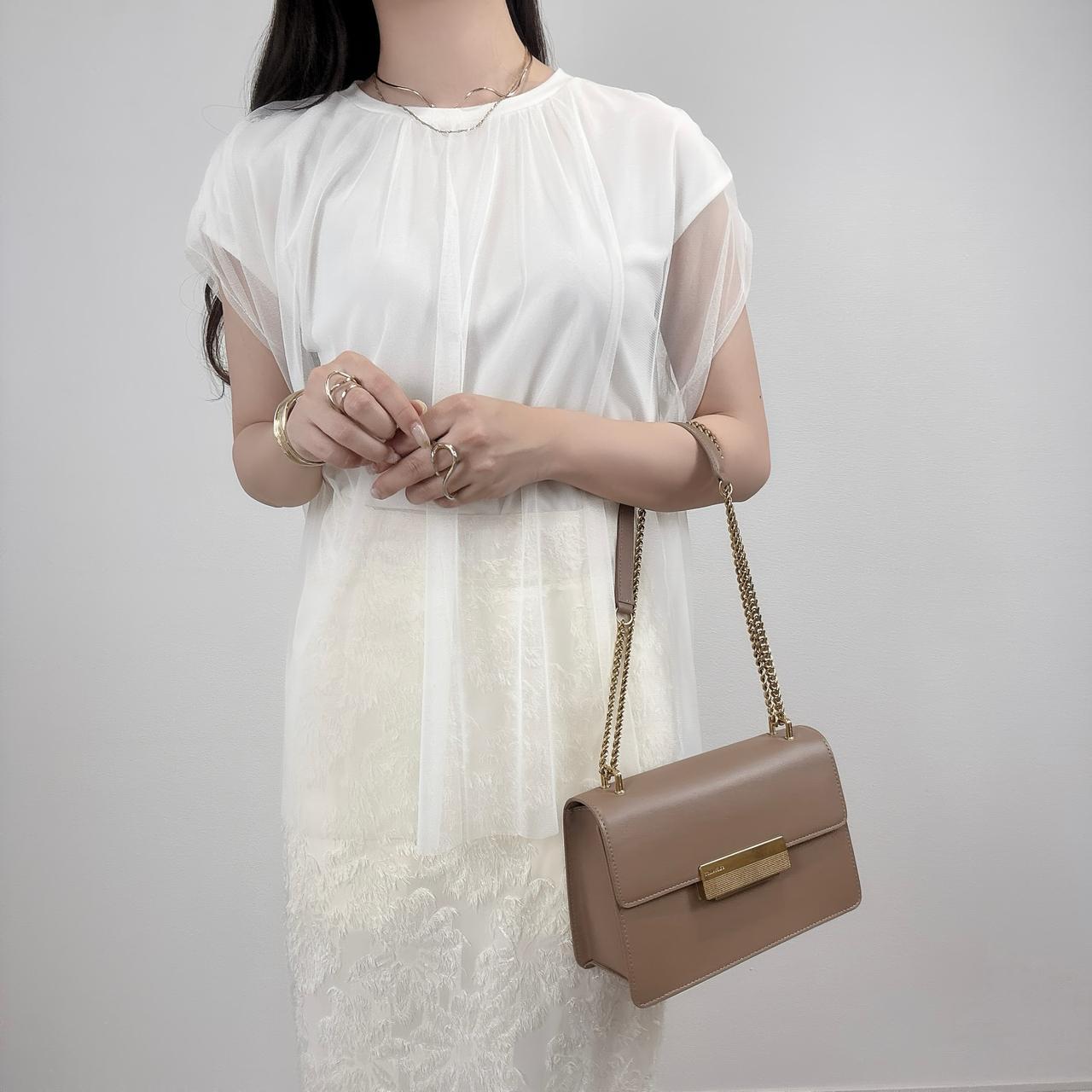 白黒どっちも欲しい！【しまむら】着回し力100点♡「990円トップス」 - 【ftn】