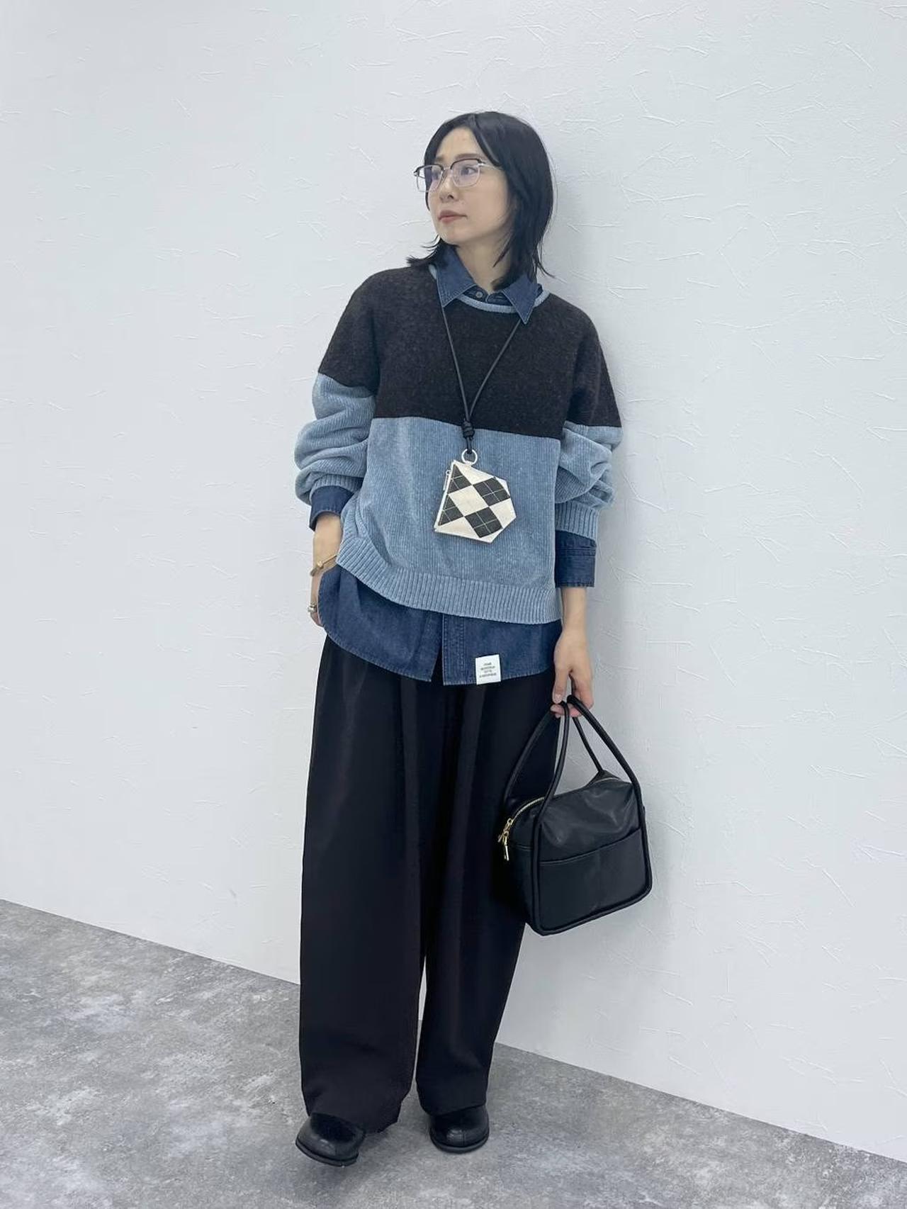 「モノトーンに頼りがち」な40・50代へ！【LEPSIM】大人に似合う♡「カラートップス」 - 【ftn】