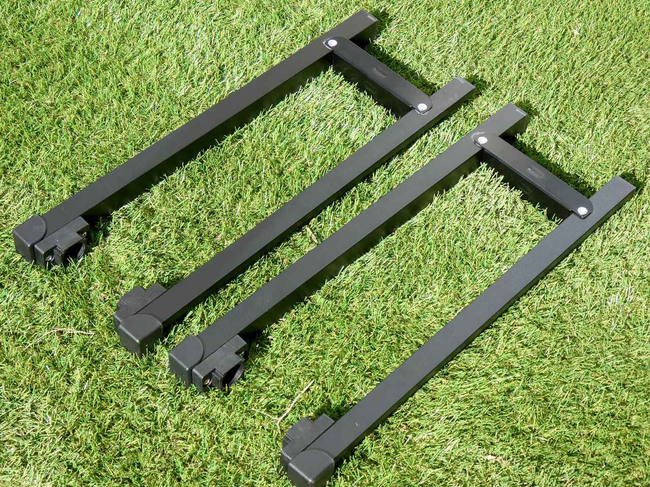 DOD『ナニゲニーテーブル』はしっかり物が載るのにコンパクト！何気に良いテーブルを徹底レビュー - ハピキャン｜キャンプ・アウトドア情報メディア