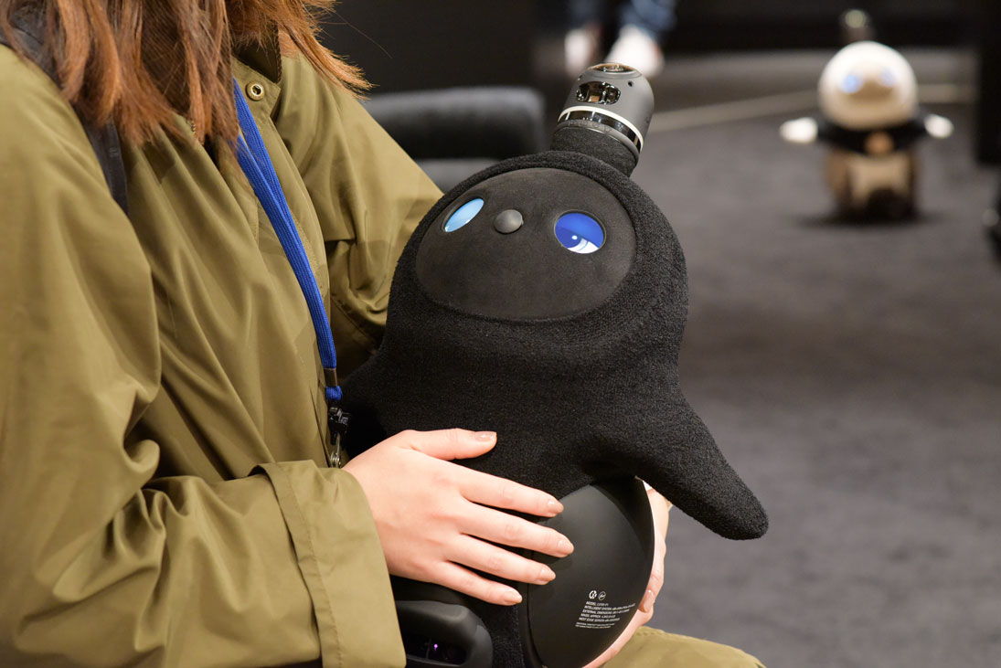 「LOVOT（らぼっと）」に新たな仲間！ ポップアップストアでは期間限定アイテムの販売も‼︎ - dino.network