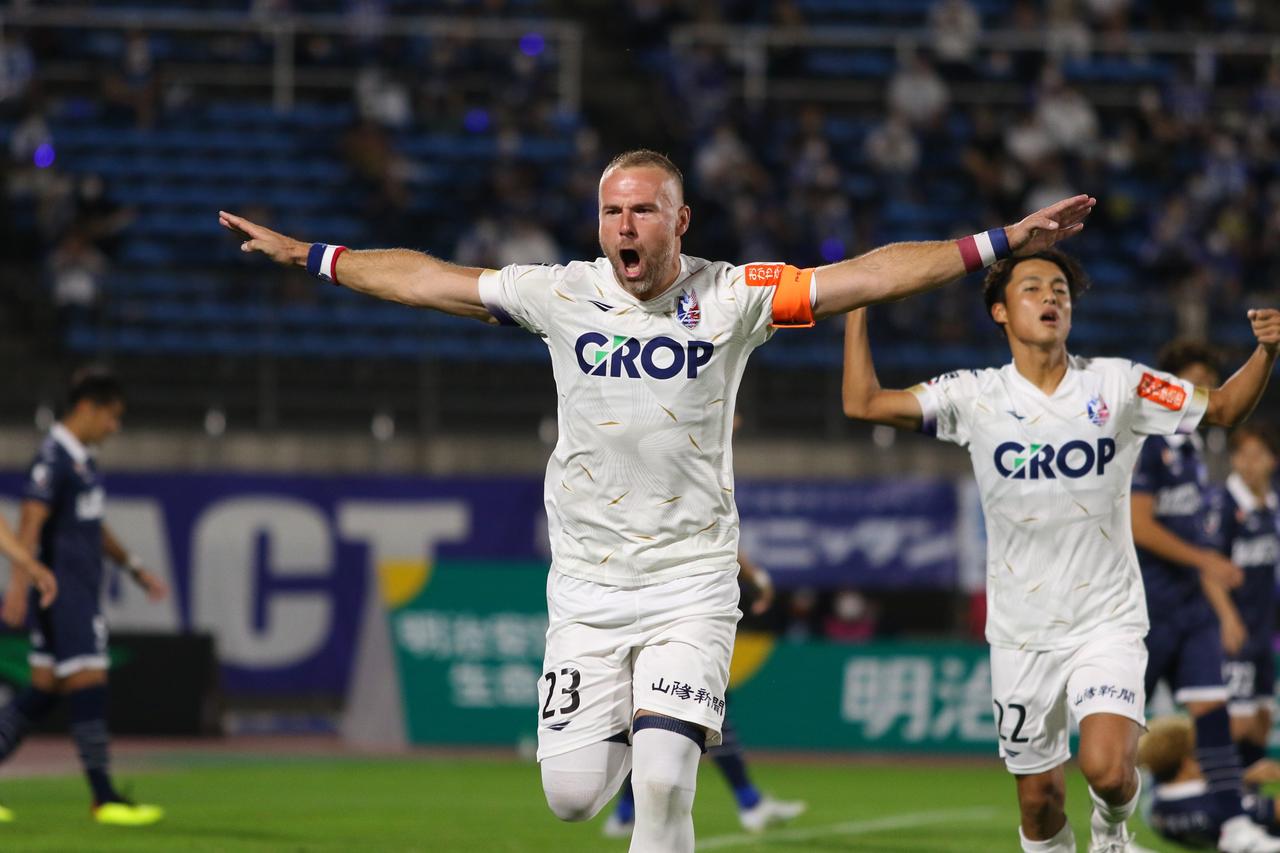 5試合フル出場＆2得点1アシスト、ヨルディ・バイスが岡山のJ1初昇格に燃える！「昇格するために必要なことは分かっている」【J2月間MVP受賞インタビュー】 (1/4) - サッカーマガジンWEB