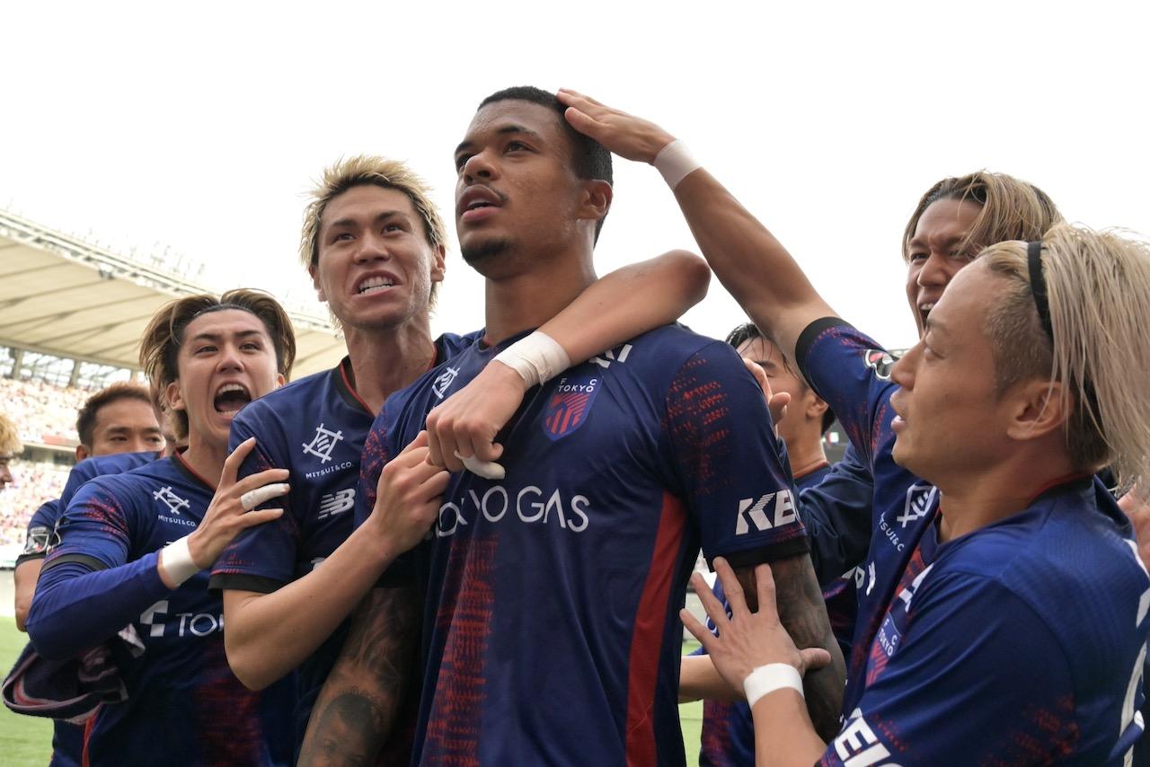 FC東京が土壇場PKで劇的勝利！ マルセロ・ヒアンが2試合連続決勝点で今季初連勝！ 神戸は好機を逃して力尽きる J1第16節 (2/2) - サッカーマガジンWEB