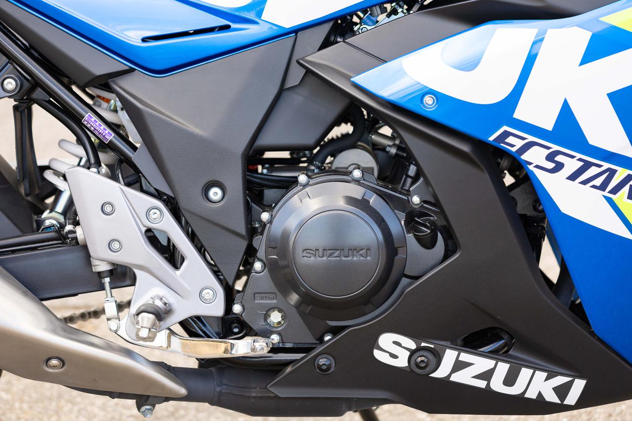 【20代の傷心】GSX-R1000Rで自信喪失……スズキの『GSX』でいちばん優しい250ccのバイクに救われた件【20代新米編集部員の ...
