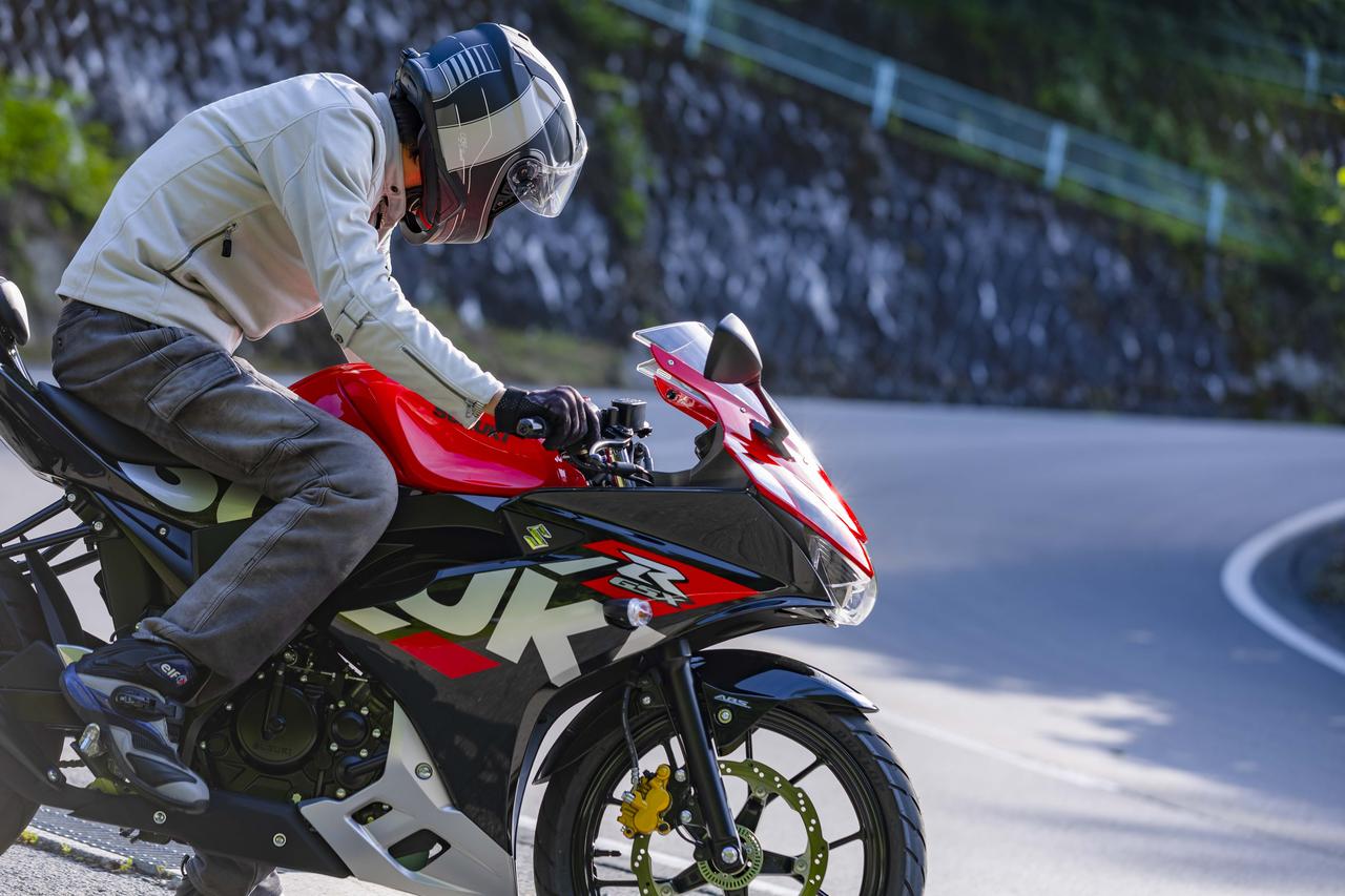 最強125ccスポーツ『GSX-R125』は2022モデルで新たな武器を手に入れたのかも……【SUZUKI GSX-R125（2022）／試乗 ...