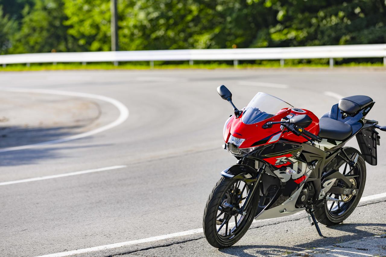 最強125ccスポーツ『GSX-R125』は2022モデルで新たな武器を手に入れたのかも……【SUZUKI GSX-R125（2022）／試乗 ...