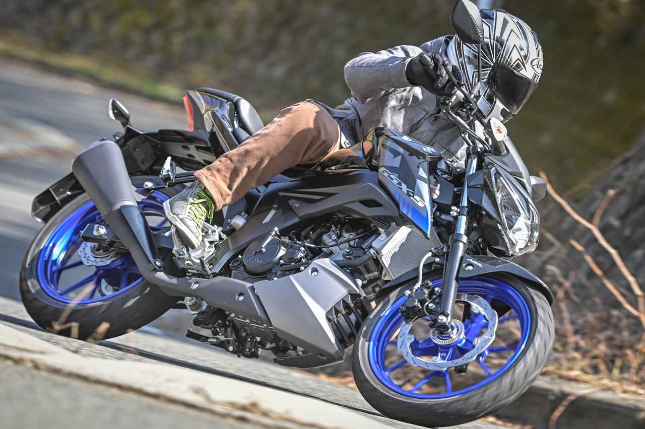 このエンジンどこまで回るんだ⁉︎『GSX-S125』は高回転域で楽しむ最速125ccスポーツだった！【個人的スズキ最強説 ／ SUZUKI ...