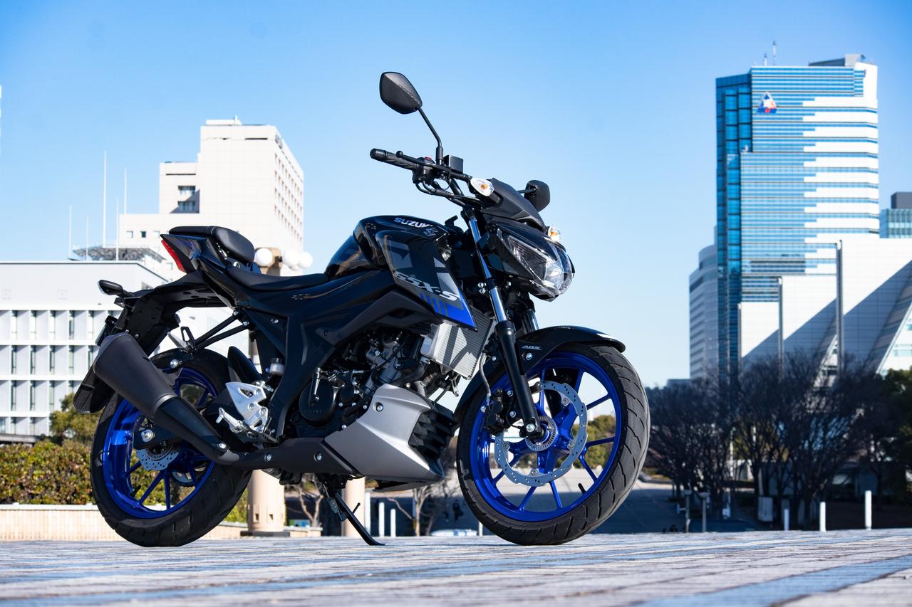 125ccMTバイク『GSX-S125』インプレ！ 最強スポーツネイキッドなのに原付二種らしい快適性もあっておすすめ！【20代バイクインプレ ...