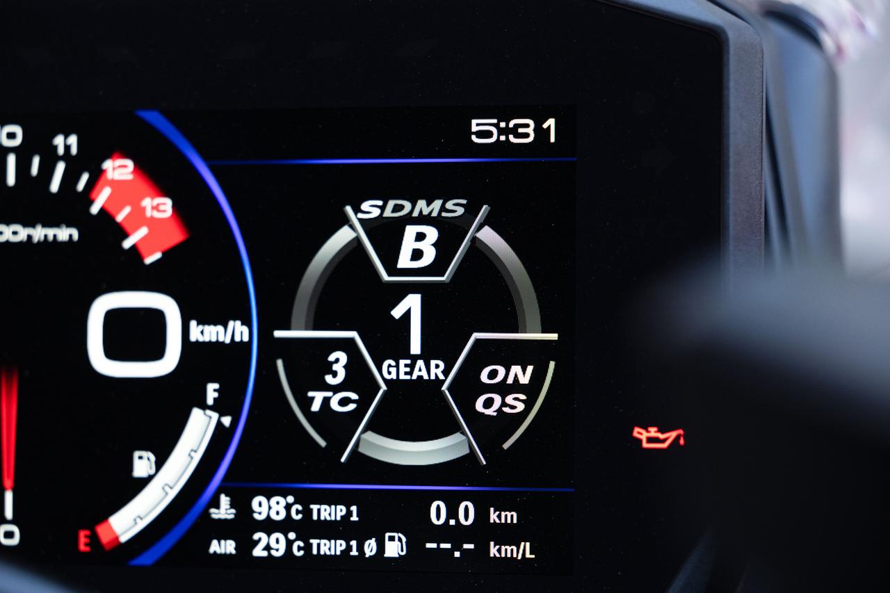 大型バイク『GSX-S1000GT』で片道360km走って“生マグロ”を食べにいくのは文字通り『朝飯前』かもしれない【SUZUKI GSX-S1000GT ／ ツーリングインプレ② 高速道路編 ...