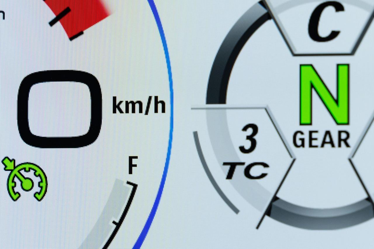 大型バイク『GSX-S1000GT』で片道360km走って“生マグロ”を食べにいくのは文字通り『朝飯前』かもしれない【SUZUKI GSX-S1000GT ／ ツーリングインプレ② 高速道路編 ...