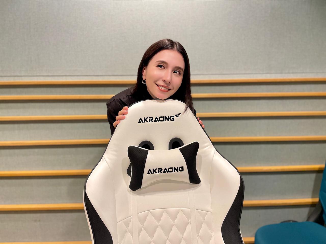 AKRacing presents May J.’s Music Time Travel #46 - FM大阪 85.1