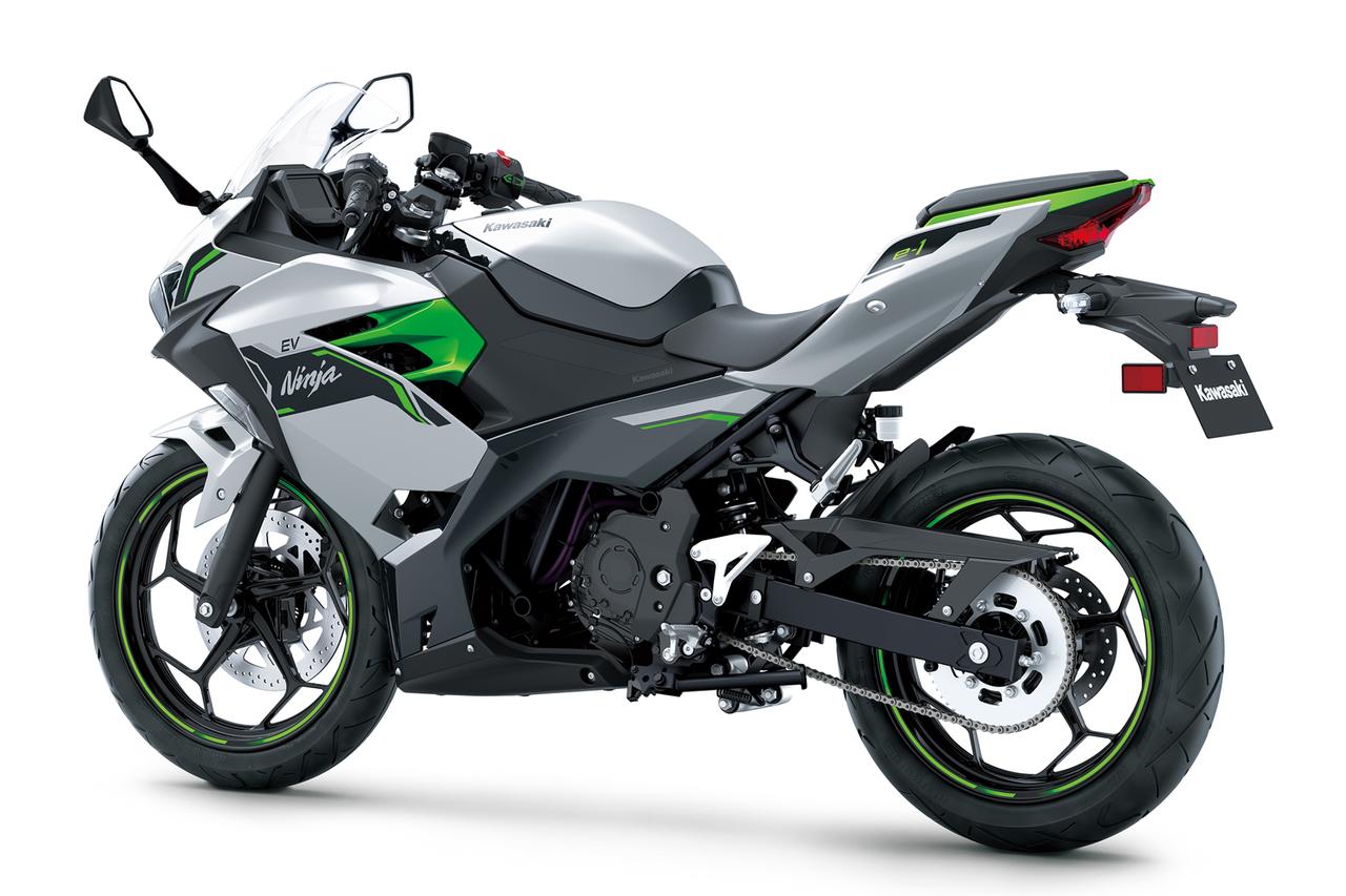 原付二種クラスの電動バイク「カワサキのNinja e-1／Z e-1」、リバースやe-boost機能を採用して2024年1月に発売 - スマートモビリティJP