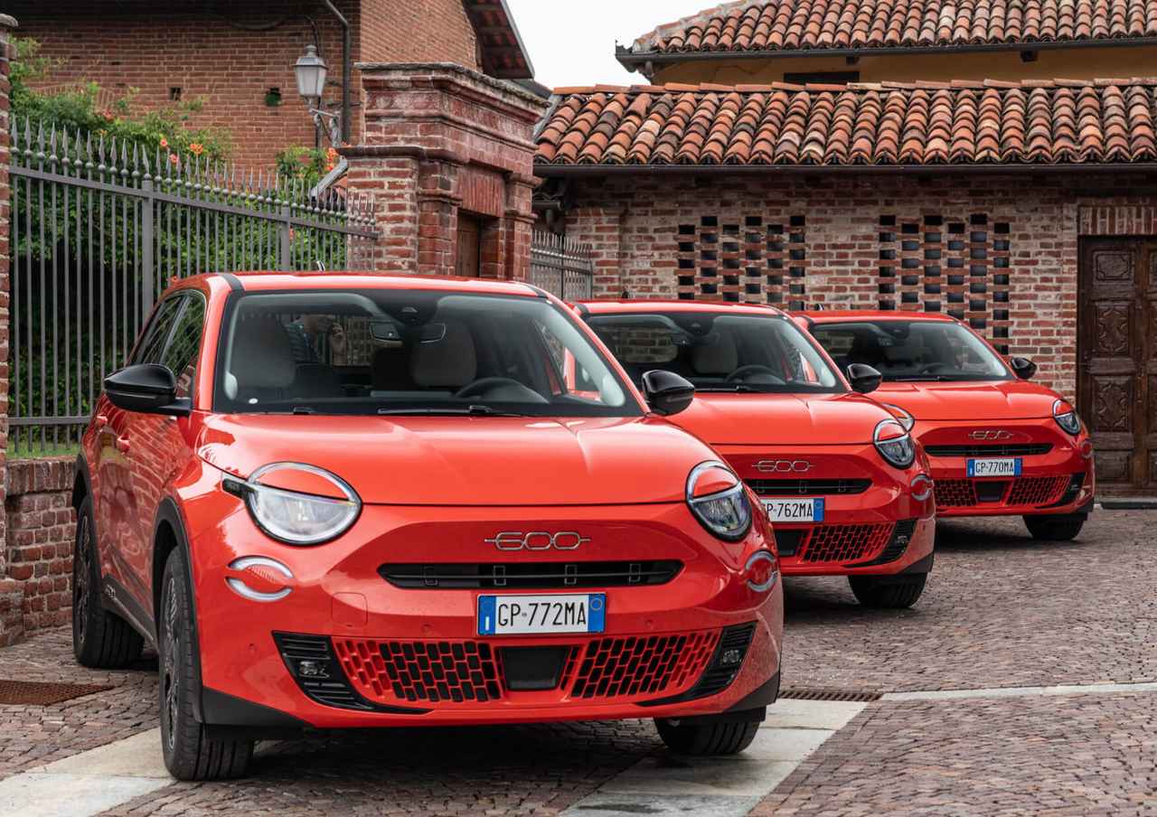 フィアットが初代600と500eをオマージュした新型EV、「600e」を発売開始 - スマートモビリティJP