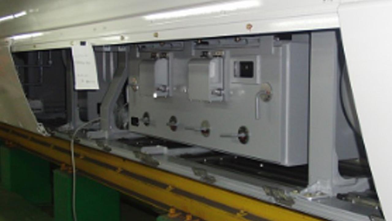 JR東日本が次世代新幹線車両「E10系」の開発をスタート、2027年秋から走行試験を開始へ - スマートモビリティJP