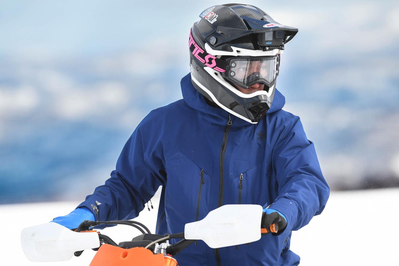 在留壽都，騎乘Snow bike，享受「想去哪裡就去哪裡」的終極自由馳騁 - Off1.jp（オフワン・ドット・ジェイピー）