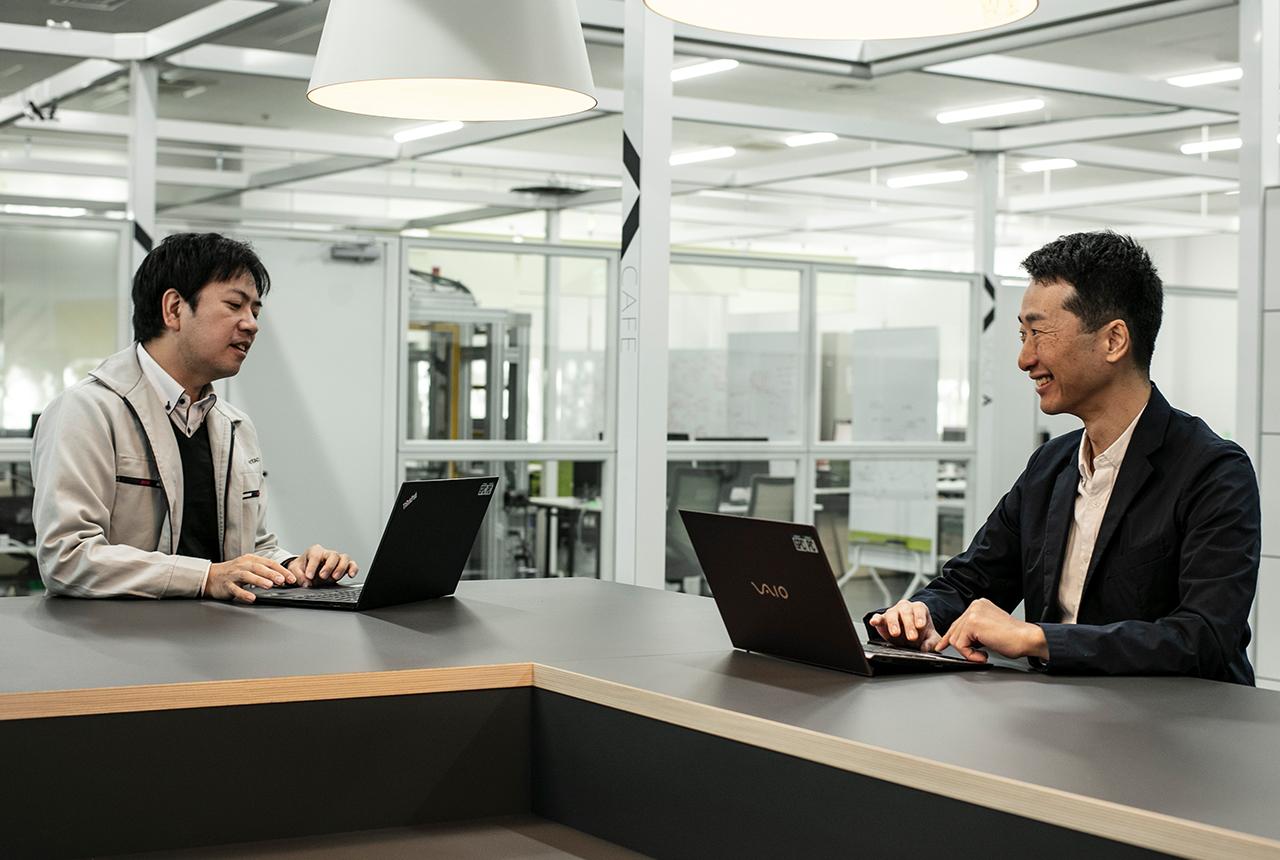 The Shuttling Qubit Technology Supporting Scaling of Quantum Computers, and the Approach to ...