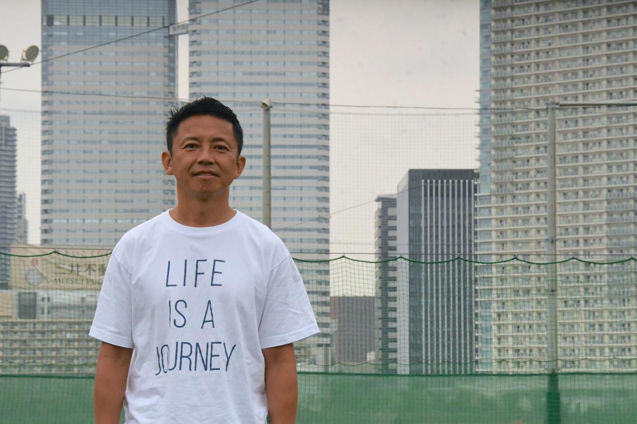 ラッパー・GAKU-MCが明かす「サッカーなんて絶対に見たくない」と思うほどの挫折を乗り越え、日本代表の応援ソングを作るまで - Qoly-Sports＆the Style